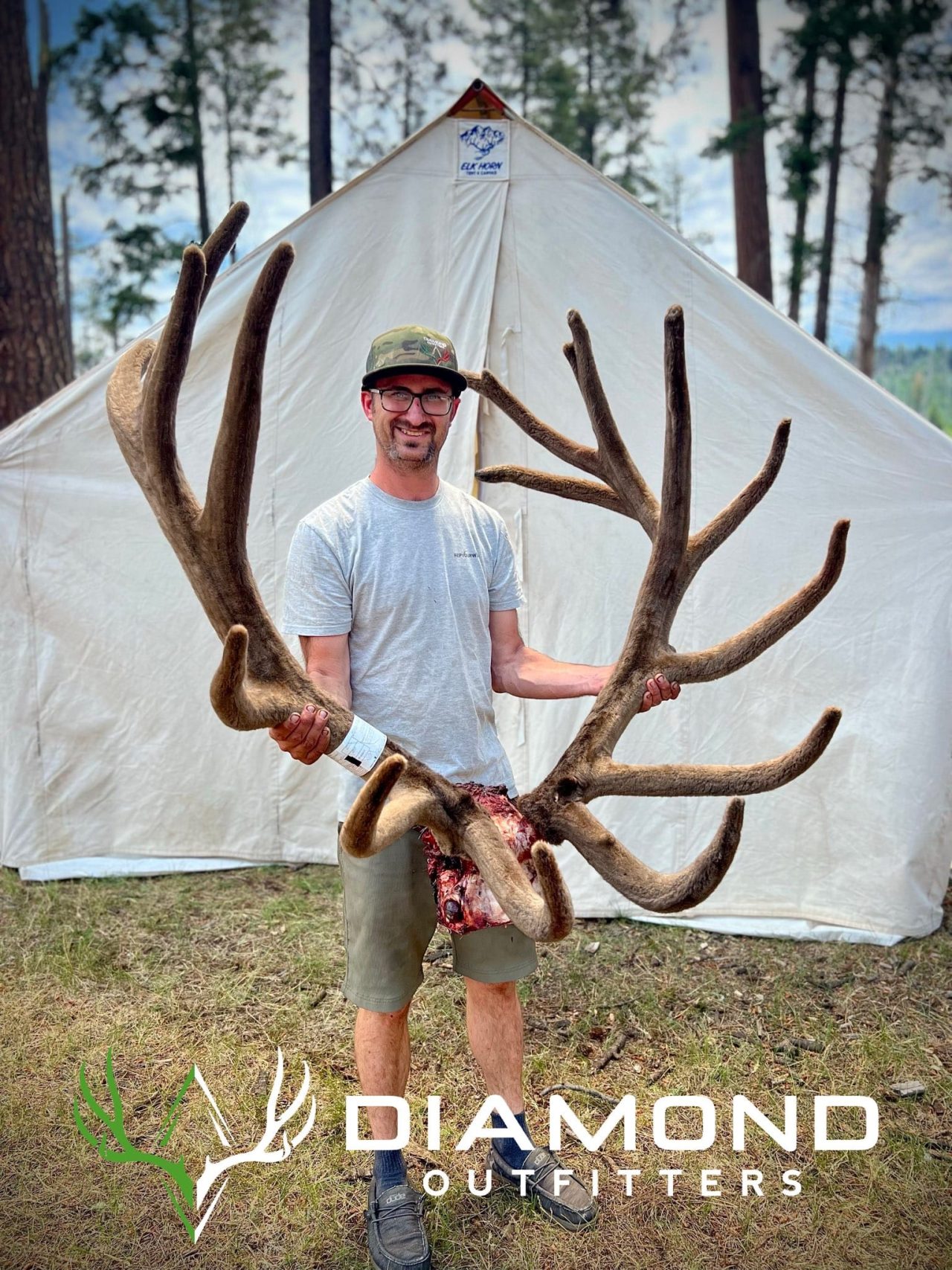 ABOUT | Diamond Outfitters